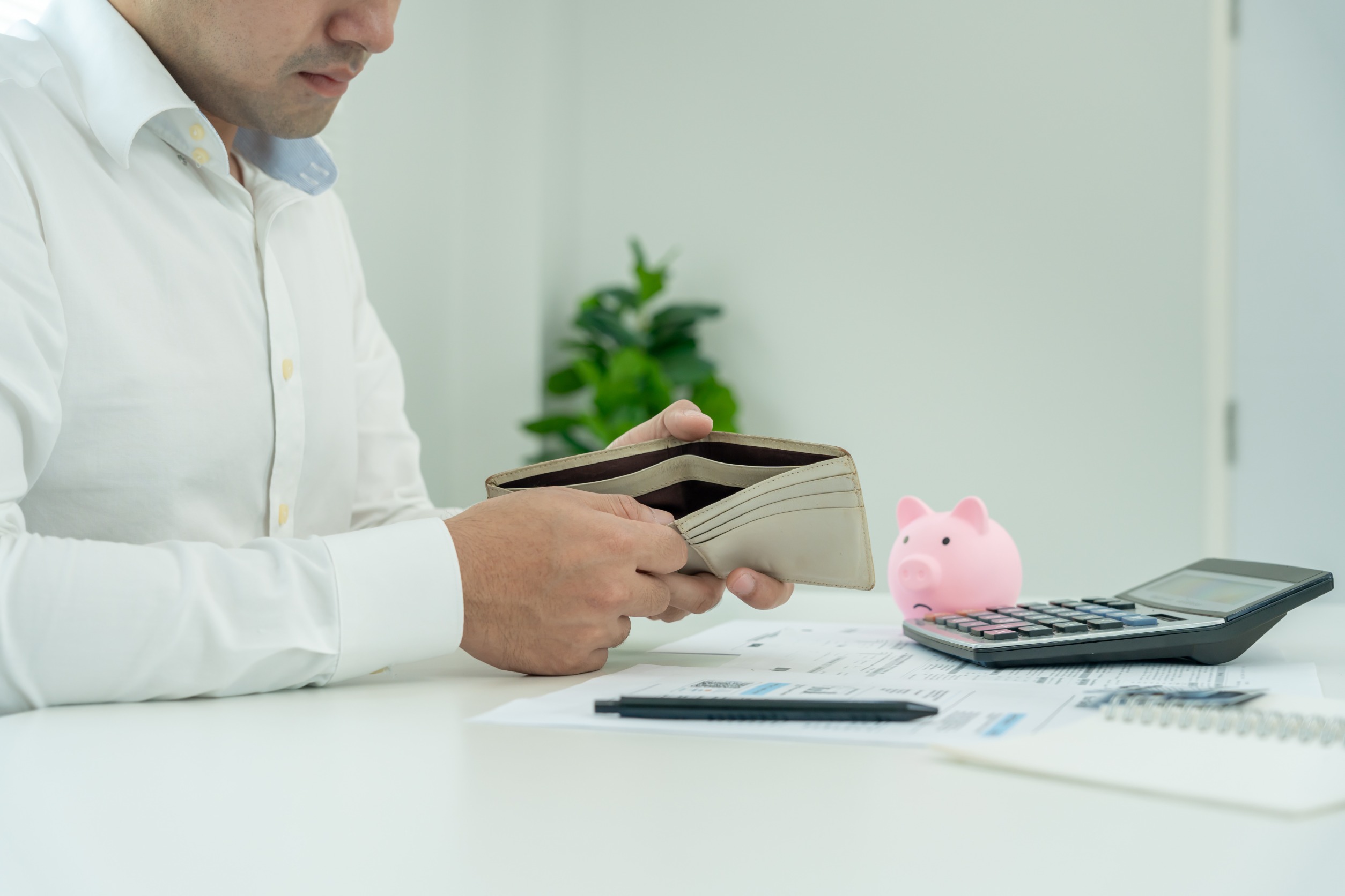 5 Alasan Mengapa Kamu Susah Punya Uang Lebih untuk Ditabung - Kredivo